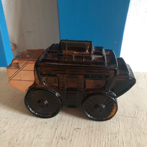 Avon | Accents | Vintage Brown Glass Stagecoach | Poshmark